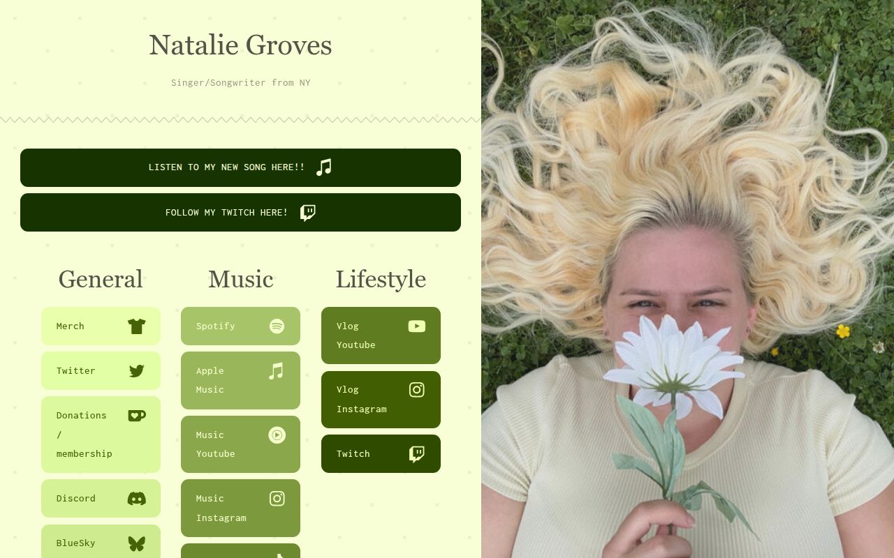 Natalie Groves Socials